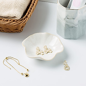 BEUNAIZER Jewelry Dish Tray, Ring Dish, Ceramic Trinket Tray, Key Bowl, Decorative Plate, Gifts for Friends Sisters Daughter Mother (milky white)