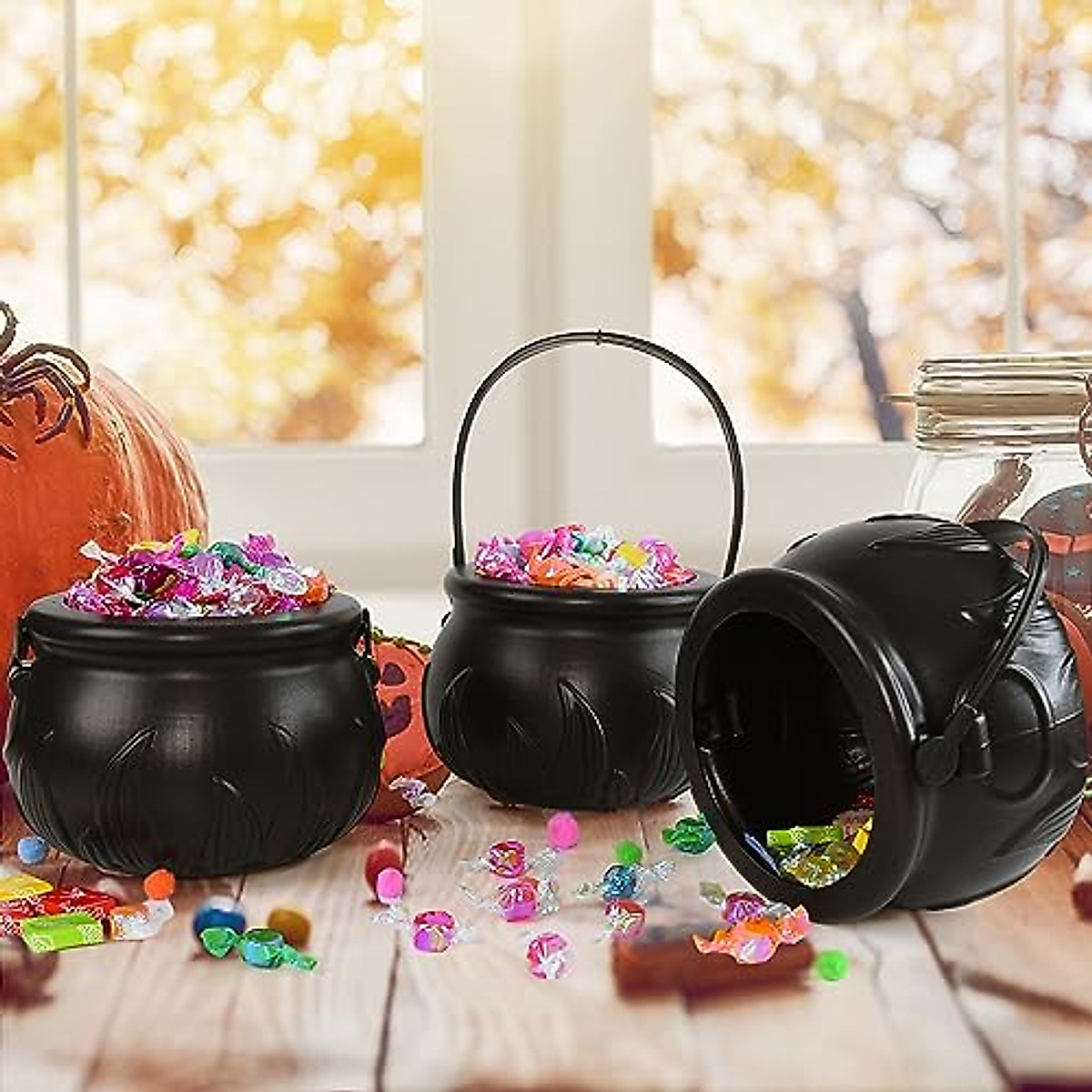 Rocinha Halloween Party Decoration, 3 Pcs Witches Cauldron Serving Bowls on Iron Stand, Black Plastic Hocus Pocus Candy Bucket for Halloween Party Indoor Outdoor Home Kitchen Decorations