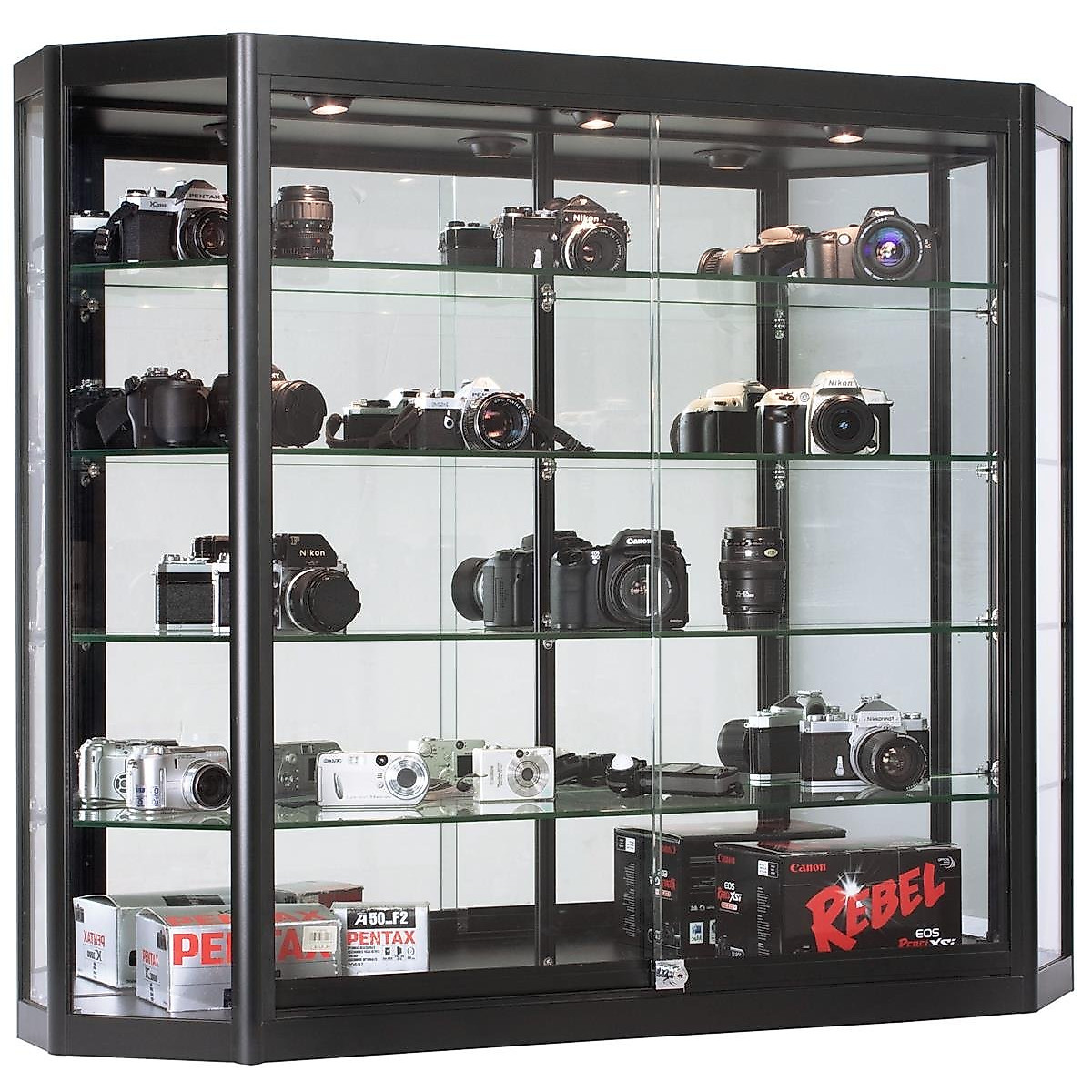 Displays2go Black Glass Wall Hanging Store Case, Aluminum, Tempered Glass Shelves – Black (WC4712LEDB)