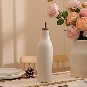 HOMCDALY Ceramic Olive Oil Dispenser Bottle, White Oil Dispenser Bottle for Kitchen, Large Capacity 16.9oz Oil and Vinegar Bottles Dispenser, Oil Container, Kitchen bottle for oil vinegar syrups(W)