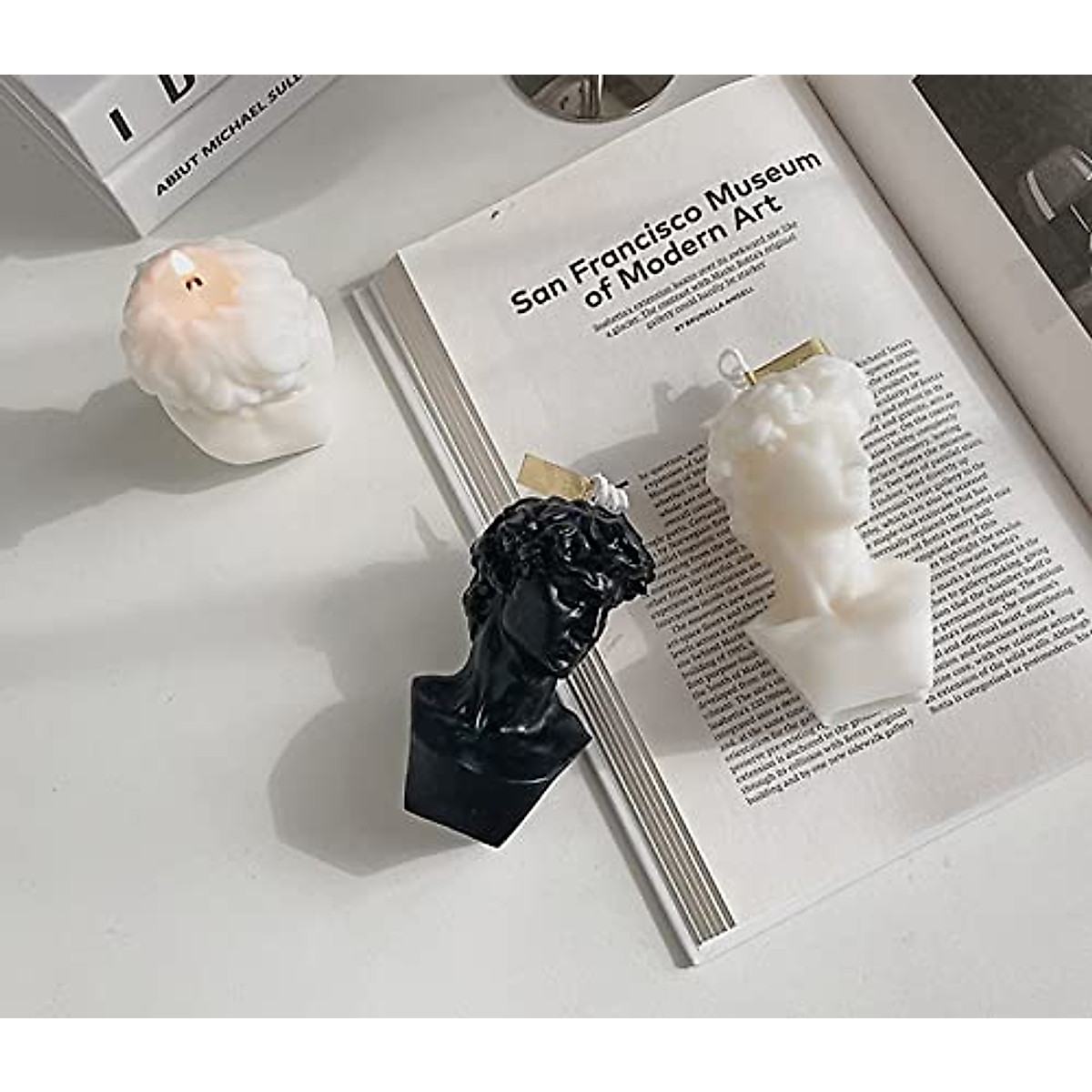 David Bust Statue Scented Candle,110G Aroma Soy Wax Greek Aesthetic Decorative Candle for Table Photo Prop Birthday Gift,Prefect for Meditation Stress Relief Mood Boosting Bath Yoga (White)