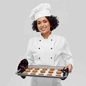 Mxocom Spicy Red Chili Peppers Heat-Resistant Oven Mitts and Pot Holder Hottest Bird's Eye Chili Black Background Kitchen Non-Slip Cooking Microwave Gloves for Cooking Baking Grilling