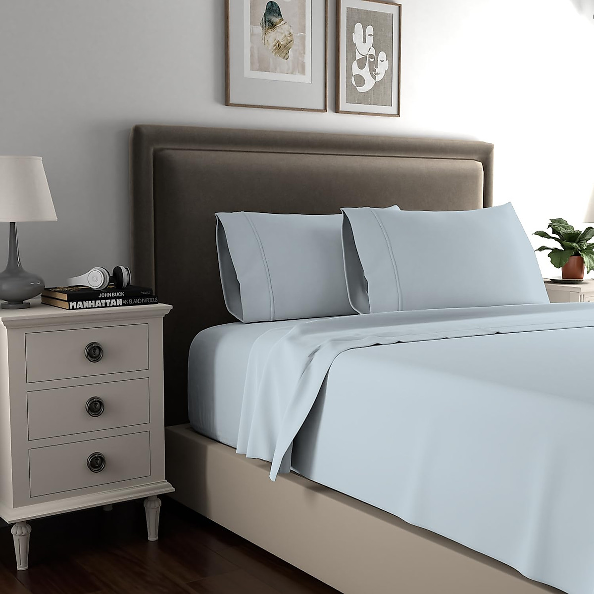 600 Thread Count Cotton Rich Queen Size Sheets Set Light Blue, Easy Care Ultra Soft & Silky Sateen Weave Deep Pocket Sheet Set (1 Flat, 1 Fitted Sheet & 2 Pillowcases), Fall Bedding Set