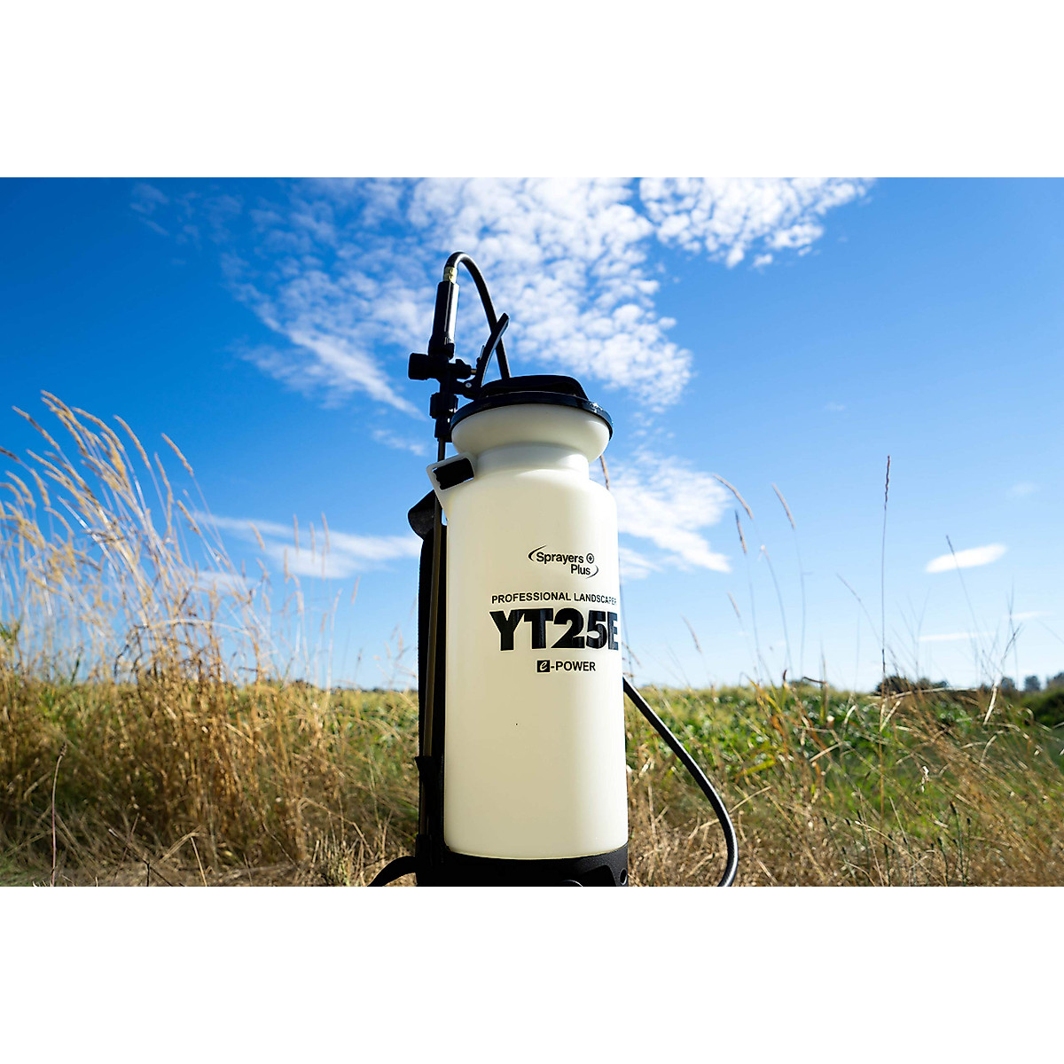 Sprayers Plus YT25E Battery Sprayer - 12V Lithium-ion with Viton Seals & O-Ring, Brass Wand & Nozzle & Shoulder Strap, 2 Gallon