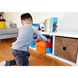 Hot Wheels Race Crate with 3 Stunts in 1 Set Portable Storage Ages 6 to 10