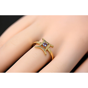 CaliRoseJewelry 10k Yellow Gold Gemini Zodiac Ring for Women with June Birthstone (Size 7)