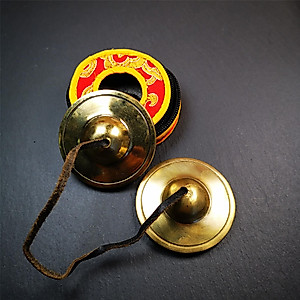 Gandhanra Tibetan Tingsha Bell Set - Tibetan Cymbals - for Sound Healing, Yoga, Meditation, and Mindfulness,Handmade in Nepal,Made of Brass,Plain Pattern,6.5cm/2.6 inch