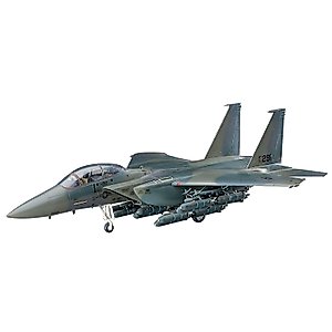 Hasegawa 1:72 Scale F-15E Strike Eagle Model Kit