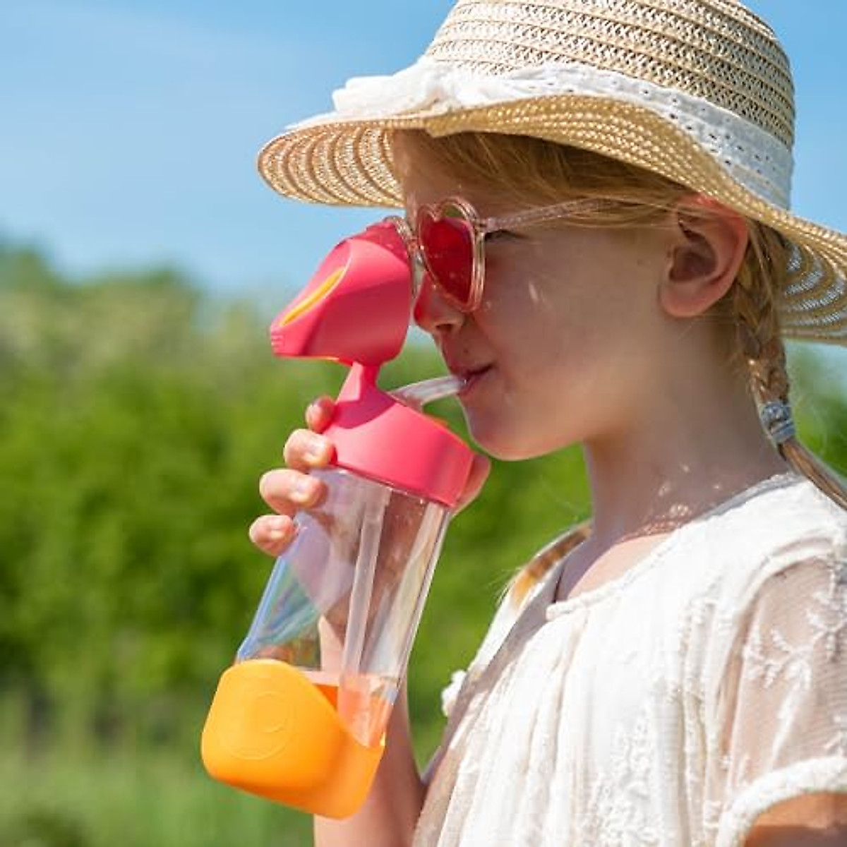 b.box 20 oz Tritan Drink Bottle: Kids Water Bottle with Straw and Lid for School, Sports, Travel, Daycare. Spill Proof & Leak Proof. Easy Grip Triangle Shape. BPA Free, Dishwasher Safe.