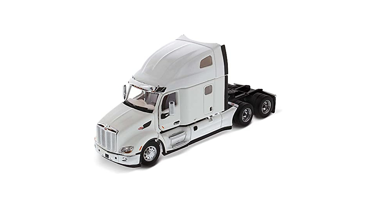 Diecast Masters Peterbilt Model 579 - Ultra-Detail Truck