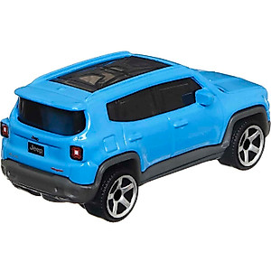 Matchbox Adventure Variety Pack of 12 Die-Cast 1:64 Scale Trucks, Off-Road Cars & SUVs, Rescue Vehicles & Jeeps, Toy for Kids 3 Years Old & Older