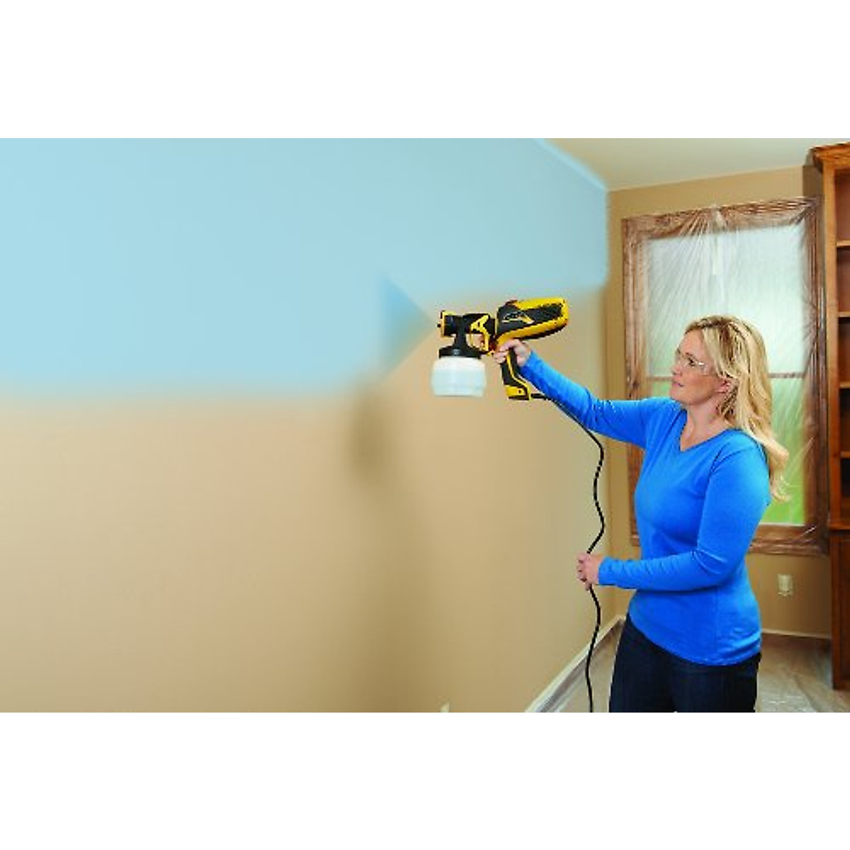 Wagner Spraytech 0529010 FLEXiO 590 Handheld HVLP Paint Sprayer, Sprays Most Unthinned Latex, Includes Two Nozzles - iSpray & Detail Finish Nozzle, Complete Adjustability for All Needs , Multi-colored