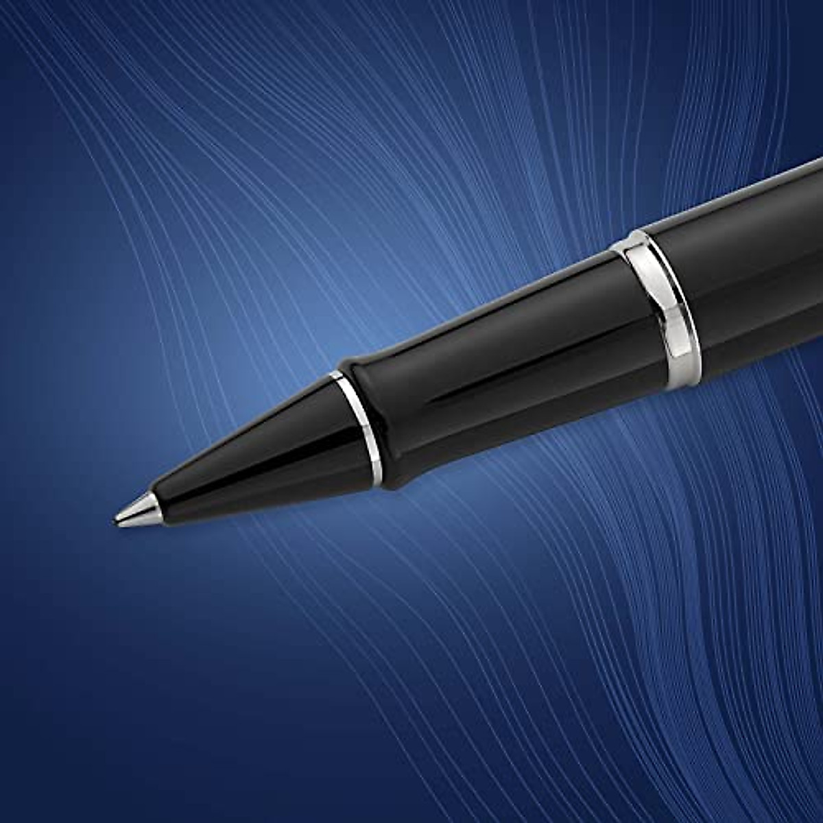 Waterman Expert Rollerball Pen, Gloss Black with Chrome Trim, Fine Point with Black Ink Cartridge, Gift Box