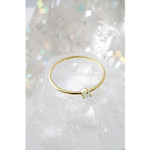 Honeycat Green Jade Point Crystal Ring in 18k Gold Plate | Minimalist, Delicate Jewelry (Gold, 8)