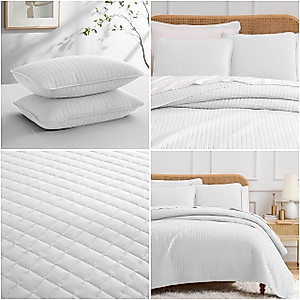 Southshore Fine Living, Inc. White King Quilt Set with 2 Pillow Shams, Lightweight Coverlet, King Size Quilt, Stain & Pet Hair Resistant Bedding Set, Standard/California Size, Bright White