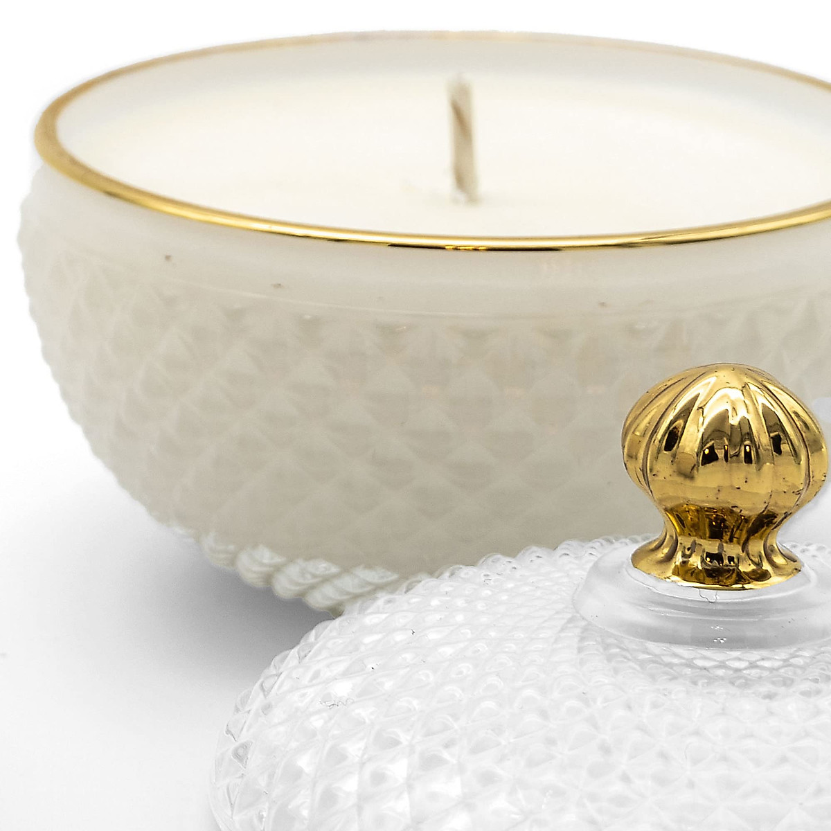 BRIGANTI Scented Candle in White Glass Jar (Vanilla Cupcake) Vanilla Bean, Buttercream, Cake, and Bourbon | Elegant Candle for Home Aromatherapy, All Natural Soy Wax 4oz