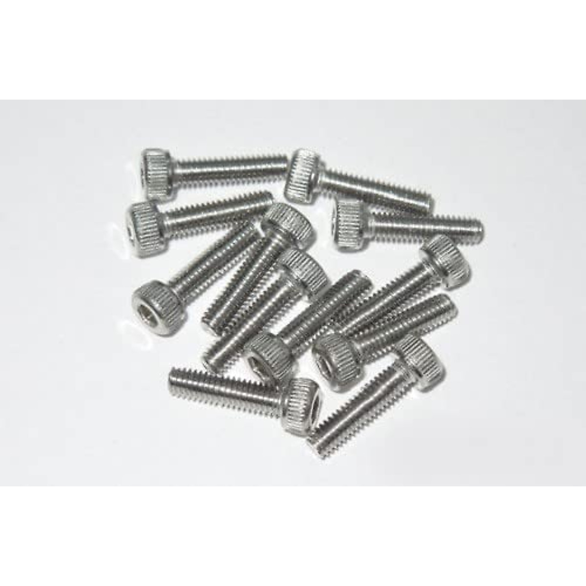 SSD RC Chrome Wheel Center Caps (2)