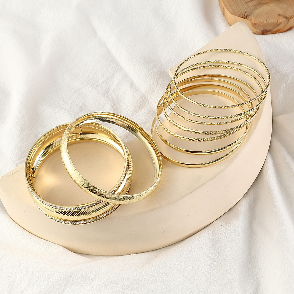 ANYILVTULI MUAYOUAUM Gold Bangle Bracelets for Women Gold Bangles Indian Jewelry Fashion Disco Bangle Bracelets for Girls Gold Bracelet for Teen Girls 70s Bracelets