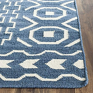 SAFAVIEH Dhurries Collection 2'6" x 4' Dark Blue/Ivory DHU572A Handmade Flatweave Premium Wool Accent Rug