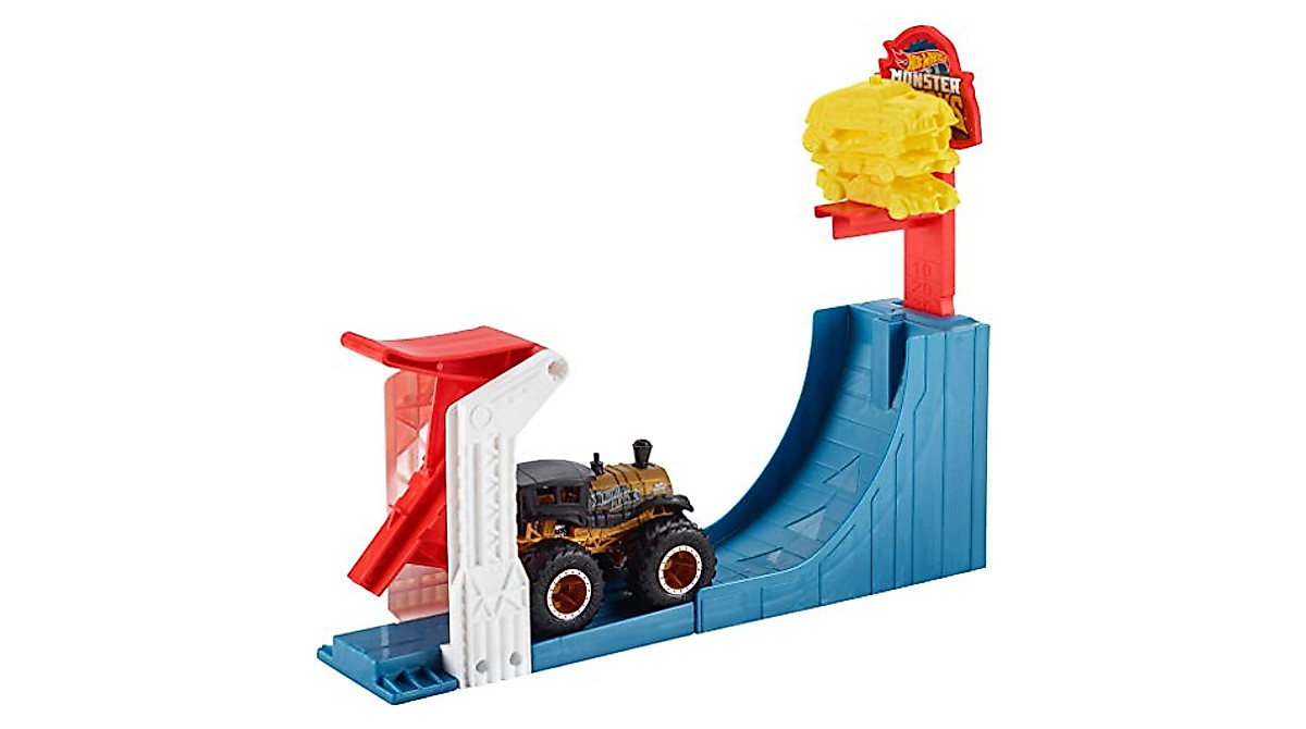 Hot Wheels Monster Trucks Big AIR Breakout Play Set
