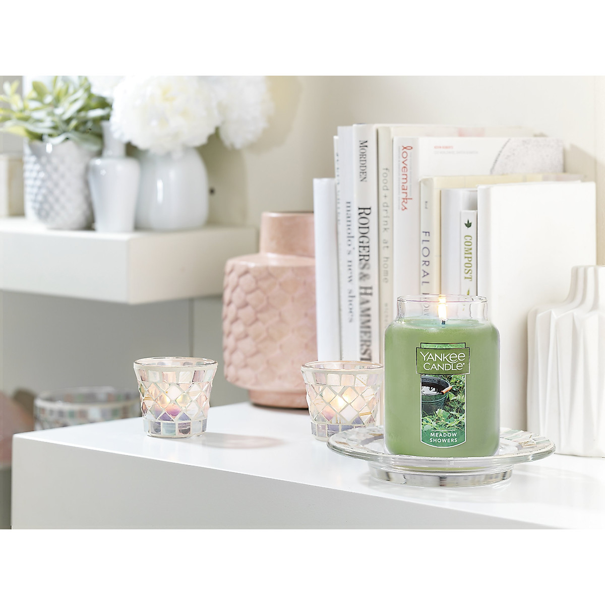 Yankee Candle Meadow Showers Scented, Classic 22oz Large Jar Single Wick Candle, Over 110 Hours of Burn Time, Green