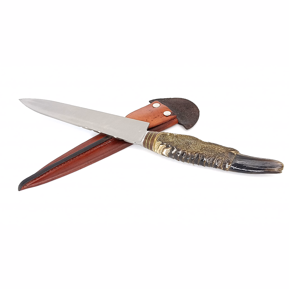 High durability handcrafted gaucho knife with ñandu nail handle, 420 MoV stainless steel made in Tandil Argentina