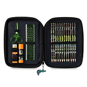 Disney Pixar Buzz Lightyear Zip–Up Stationery Kit