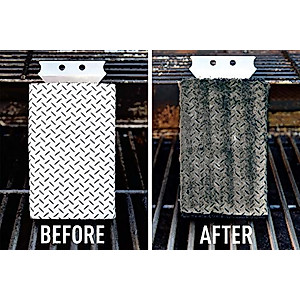 Q-Swiper BBQ Grill Cleaner Set - 1 Grill Brush with Scraper and 25 BBQ Grill Cleaning Wipes | No Bristles & Wire Free | Safe Way to Remove Grease and Grime for A Clean and Healthy Grill!