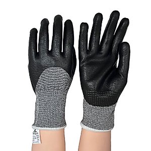 Zeluga 15-281M 13 Gauge Super Strong Liner 3/4 Coated Micro Foam and Seamless Knitted Nitrile Glove, Black/Grey Medium
