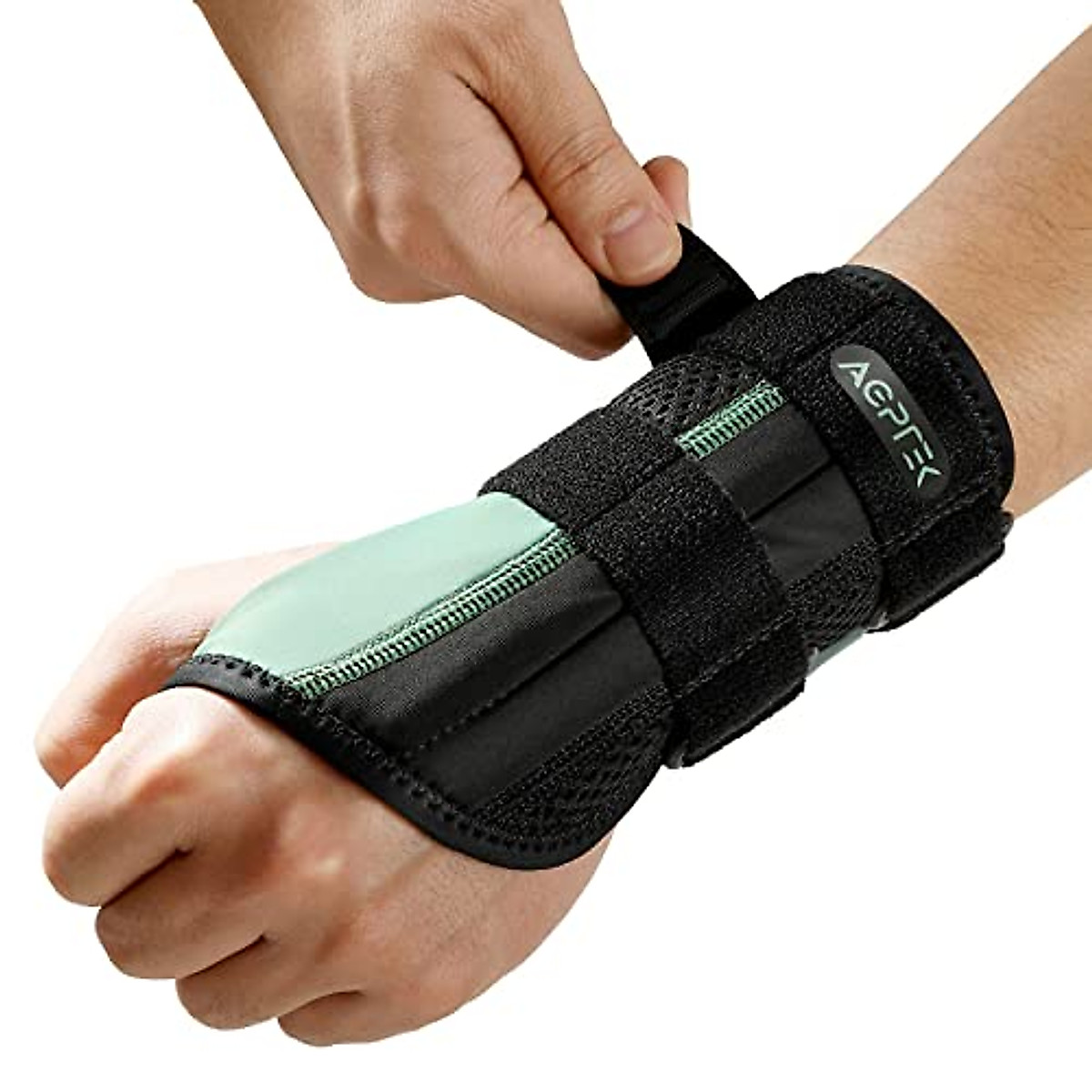 AGPTEK Wrist Brace, Wrist Support for Carpal Tunnel, Night Sleep Wrist Splint, Hand Brace for Arthritis, Sprains, Tendonitis and Joint Pain, Suitable for Right Hand, S：5.1-7.9in