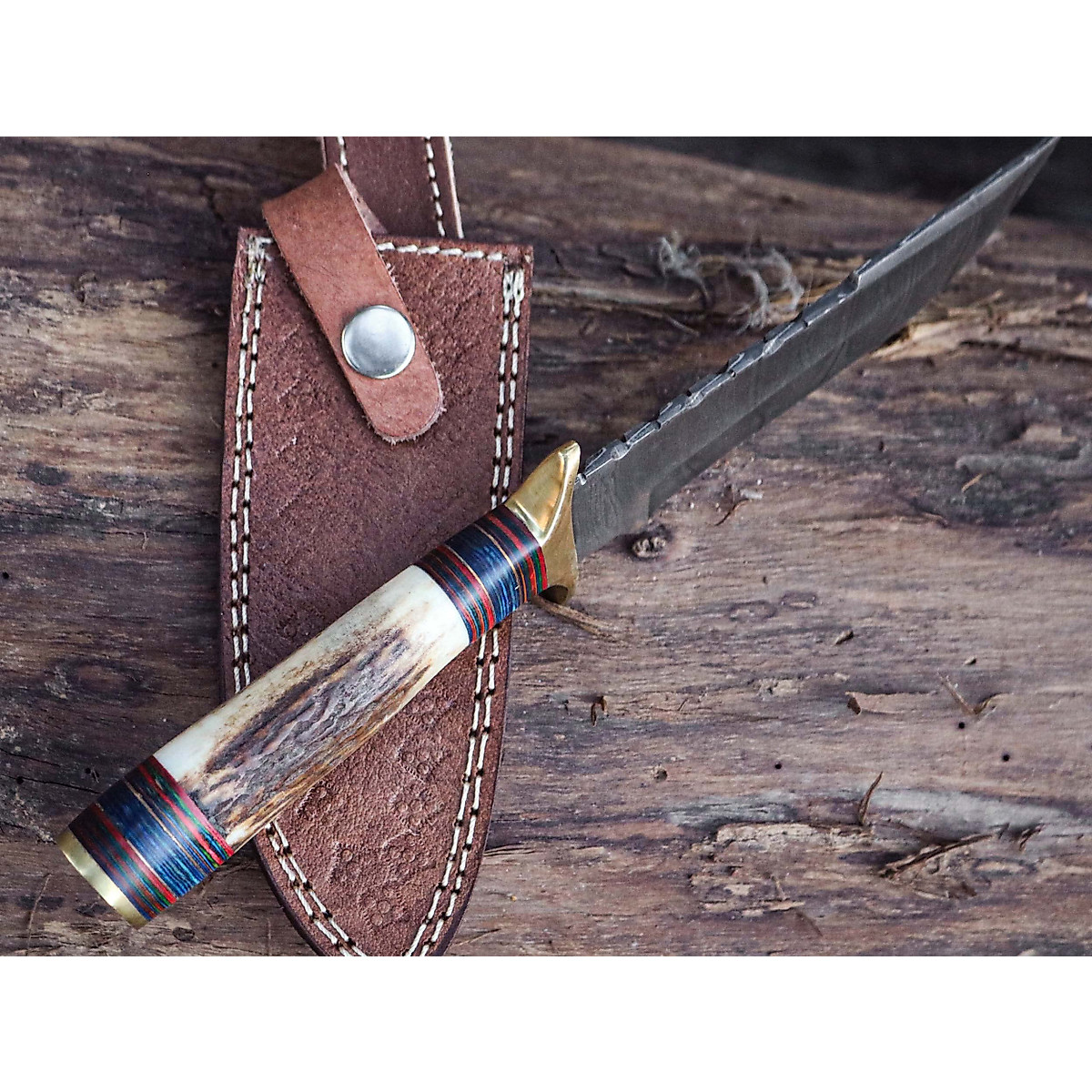 Custom Handmade Hunting Knife Skinner Fixed Blade Knife Damascus Steel 10'' Overall stag 'antler hanlde With Sheath