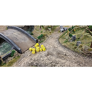 30 x Yellow Spot Dice - 10mm