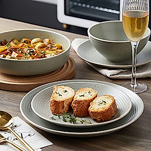 Stone Lain Lauren Stoneware Dinnerware Set, 16-Piece Service for 4, Green