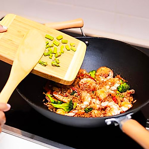 JOYCE CHEN Professional Series 14-Inch Cast Iron Wok with Maple Handle