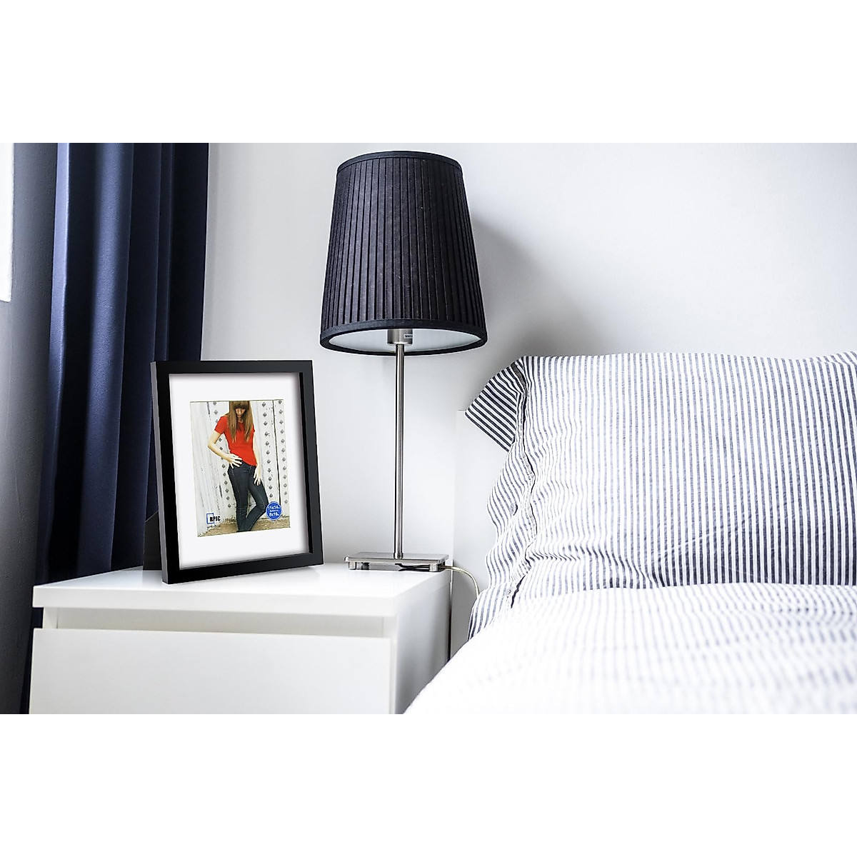 RPJC 11x14 inch Picture Frame Made of Solid Wood and High Definition Glass Display Pictures 8x10 with Mat or 11x14 Without Mat for Table Top Display and Wall Mounting Photo Frame with Stand Brown