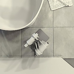 Eurotrend-US 2-Rail Towel Rack Holder - Stylish and Durable Free Standing Towels Storage Hook Solution for Your Bathroom or Pool - Double Bar Design for Ample Towel Hanging Space - Black