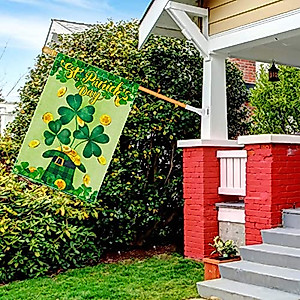 St Patricks Day Garden Flag, St Patricks Day Decorations, 28*40 inch St Patricks Day Flag with a Beautiful Shamrock Clover Pattern, Used to Decorate the Porch Courtyard Inside and Outside the House