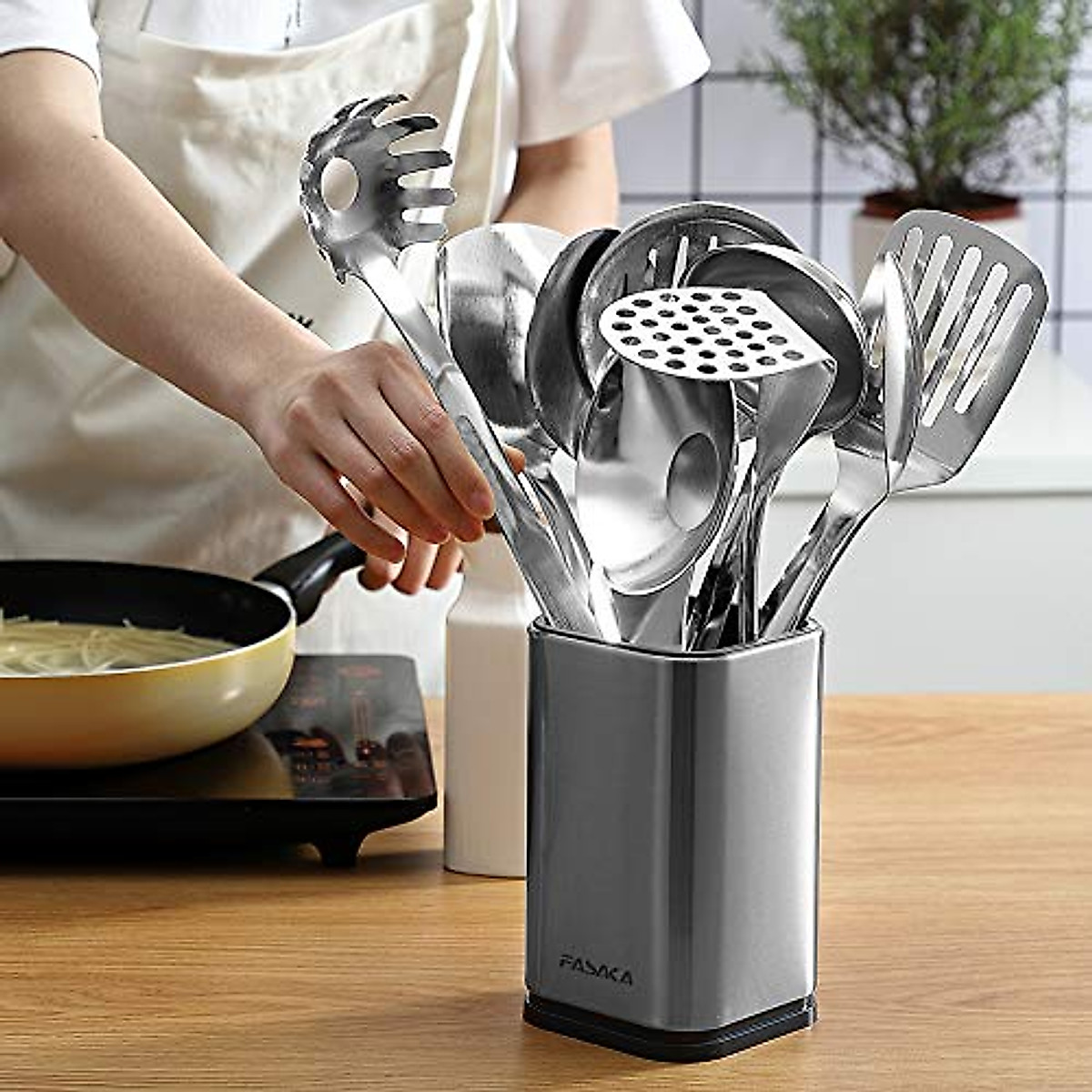 FASAKA Cooking Kitchen Utensil Holder and Organizer for Cutlery, Spoons, and Kitchenware