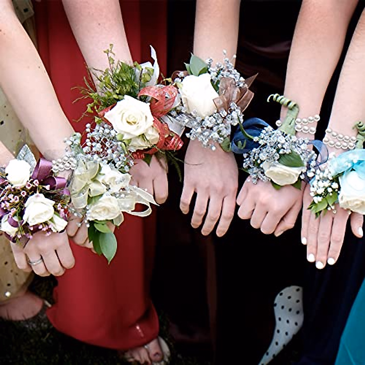 4 Pieces Elastic Pearl Wrist Corsage Bands Wristlets Wedding Corsage Pearl Bracelet Stretch Pearl Wedding Wristband Faux Pearl Bead Corsage Accessories Bracelets for Wedding Party Bride Bridesmaid