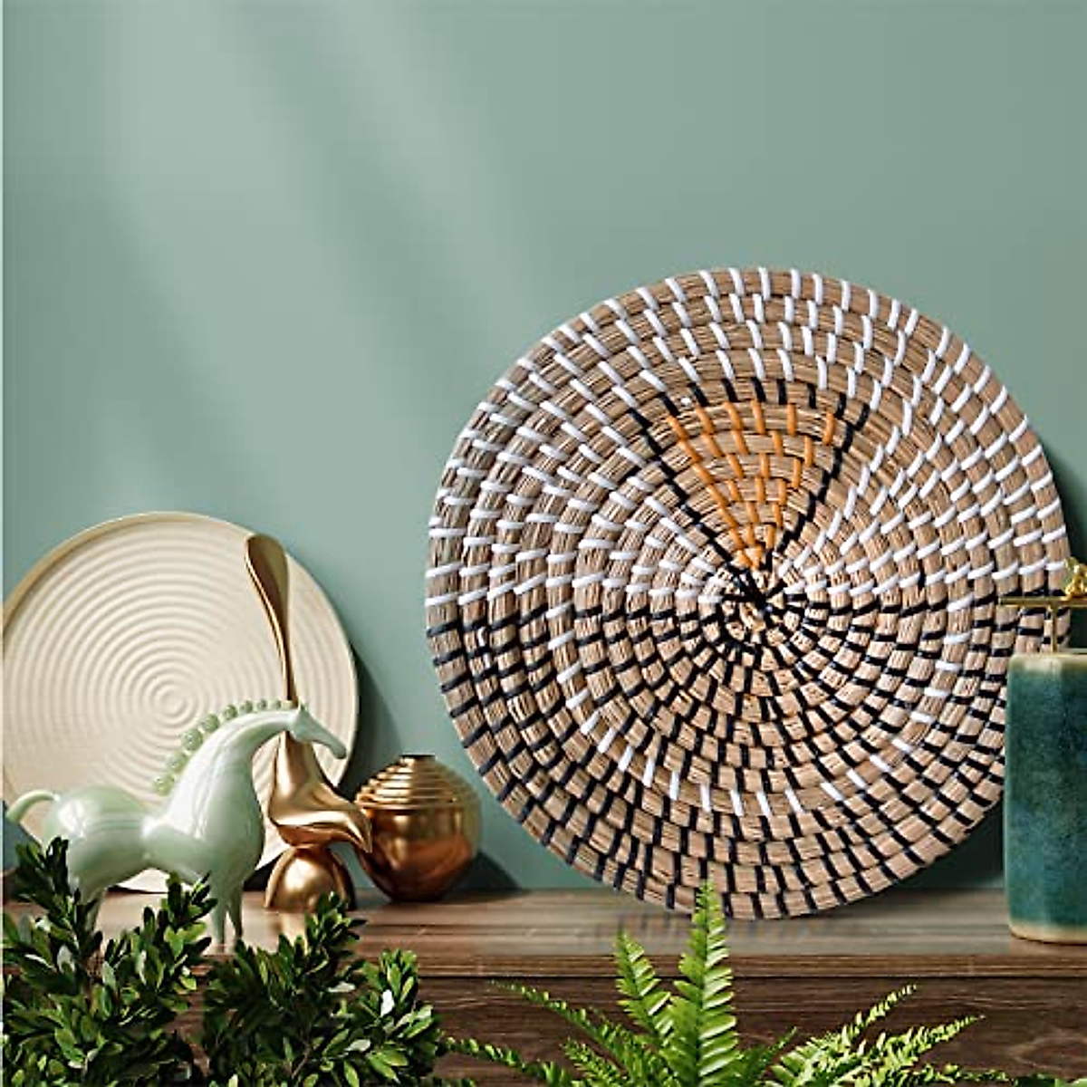 Aureika Decorative Hanging Wall Baskets from Seagrass - Round Wicker Basket Wall Decor - Wicker Wall Art - Wall Basket Decor Boho Flat - Decorative Baskets for Wall with Unique Design (Cyrence)