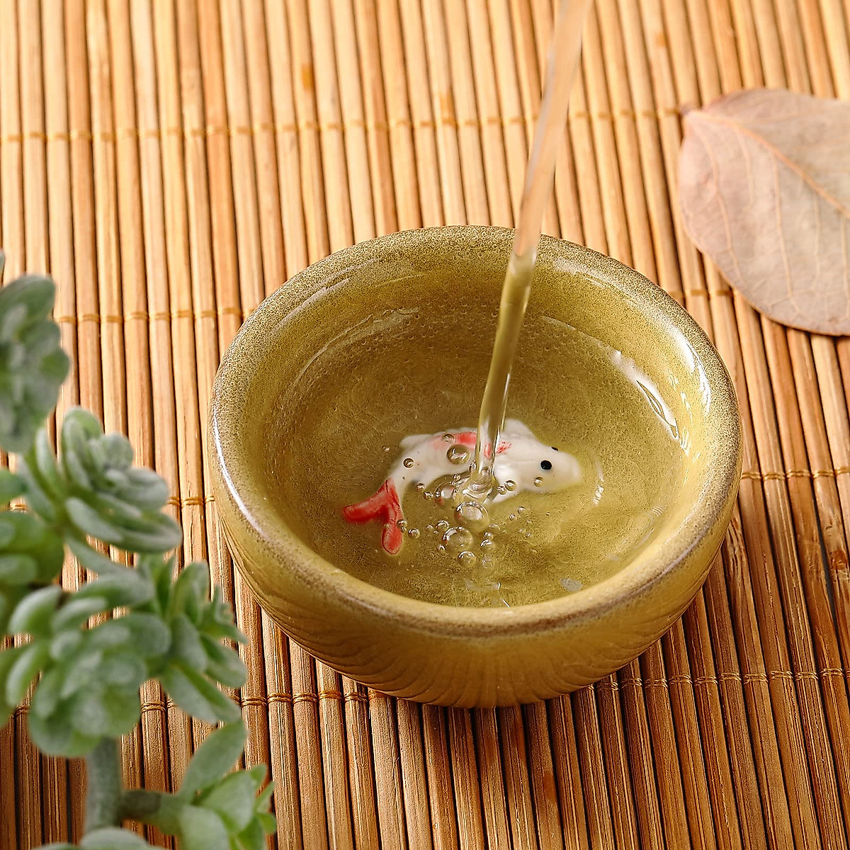 Skyley 6 Pieces Korean Soju Shot Glasses Sets Koi Fish Tea Set Porcelain Koi Fish Tea Cups Korean Ceramic Cups Tea Accessories Drinkware, Handcrafted Ceramic 6 Fish in the Glasses