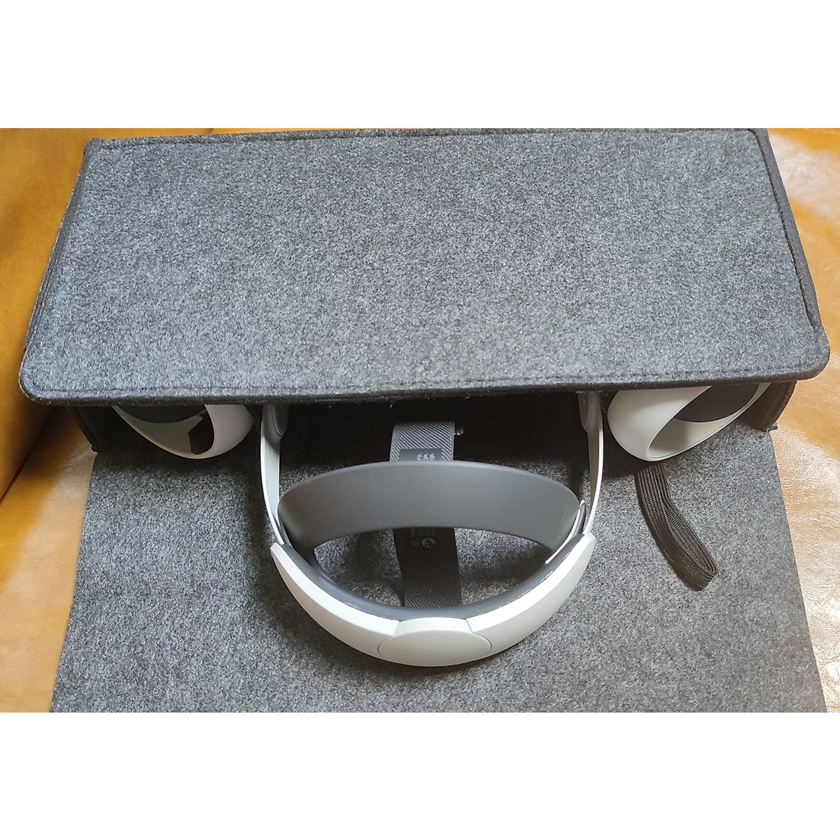 Yunplus Couch Bedside Gaming Organizer Caddy Storage Hanging Sofa Felt Mount for Oculus Quest 2 VR/Game Controllers/Headphones/Remote Control Holder/