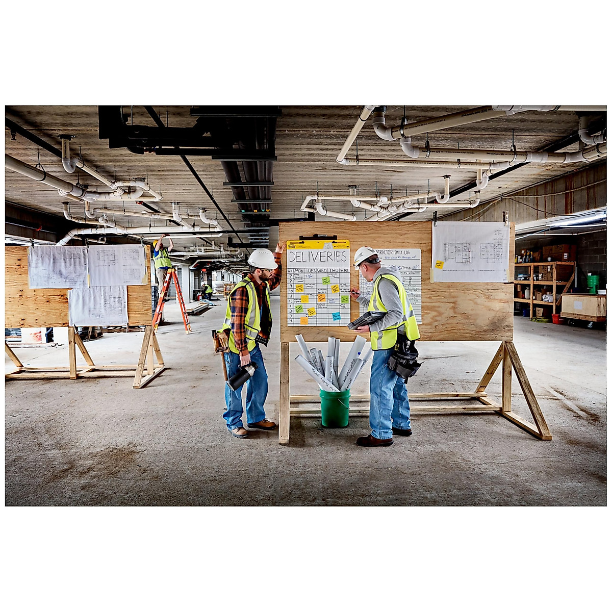 Post-it Super Sticky Easel Pad, 25 x 30 Inches, 30 Sheets/Pad, 2 Pads (560), Large White Grid Premium Self Stick Flip Chart Paper, Super Sticking Power