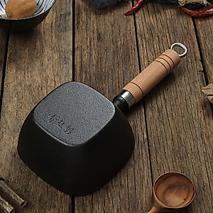 Yardwe Cast Iron Pot, Butter Iron Oil Heating Pot with Wooden Handle Cookware Melting Pot (4inch)