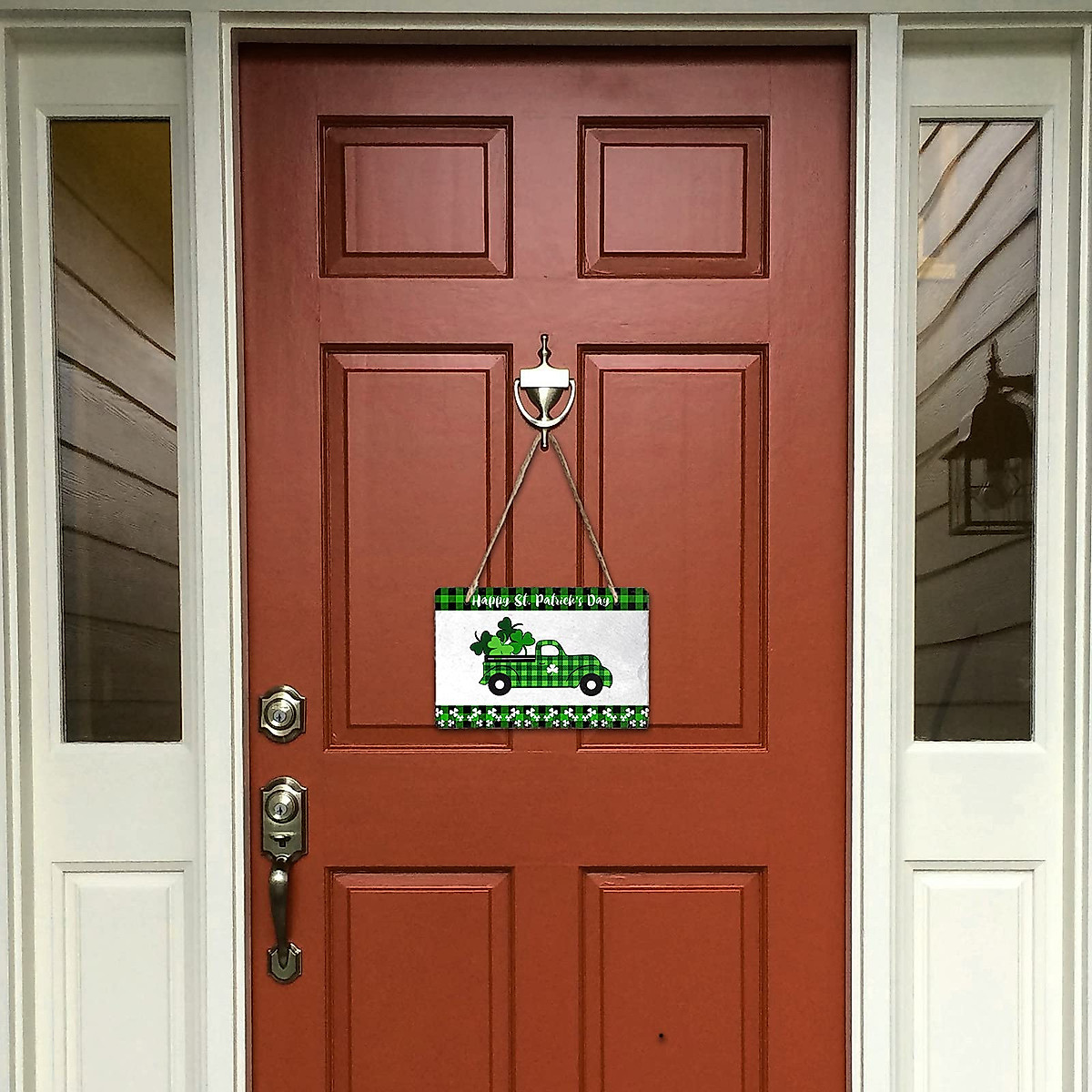 St.Patrick's Day Decorative Plaque, Chalkboard Slate Signs with Rope, Hanging Wall Sign for Porch/Entryway/Outdoor/Garden Home 5x8inch, Truck with Clover Green Plaid
