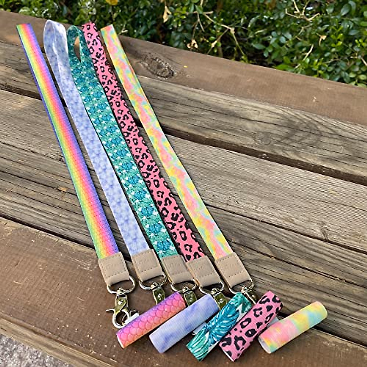 INSYOHO Vape Lanyard - Vape Holder, Elastic Smok Vape Holder Necklace for Vape Device, Inhaler Holder fits Smok Novo, elf Puff Bar Vape, E-cig Lanyard,Disposable Vape Pen Holder (Pink Leopard)