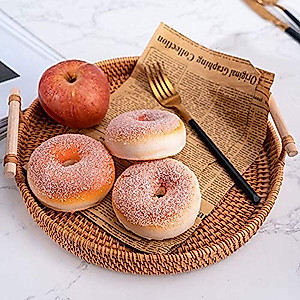 FiaLife Rattan Hand Woven Round Decorative Rustic Serving Wicker Trays with Handles for Home / Social Events - Bread Basket, Vegetable, Fruits, Snacks, Crackers, and Breakfast. Set of 3.