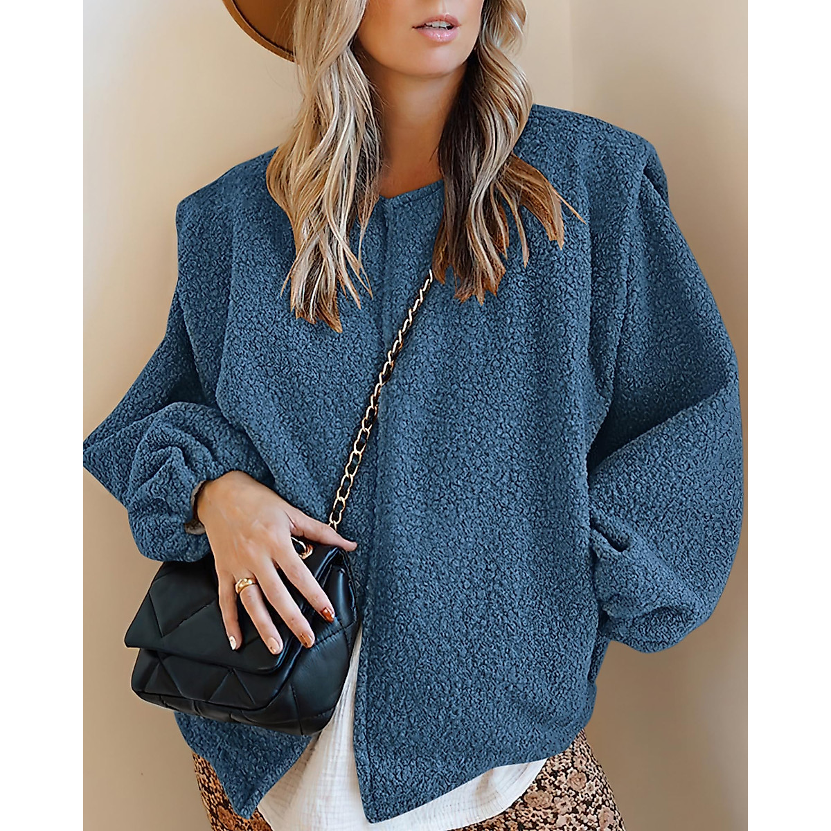 KIRUNDO Women's 2024 Fall Winter Sherpa Fleece Jacket Faux Wool Embedded Lantern Sleeve Casual Loose Outwear With Pockets(Blue, Small)