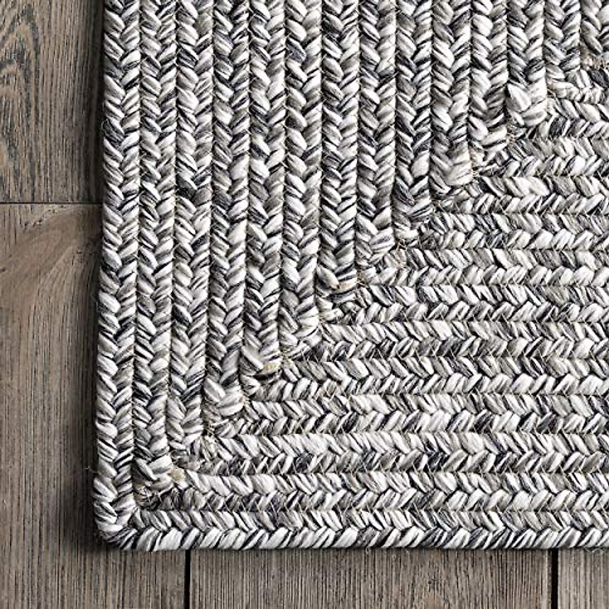 nuLOOM Wynn Braided Indoor/Outdoor Runner Rug, 2' 6" x 6', Light Grey/Salt and Pepper