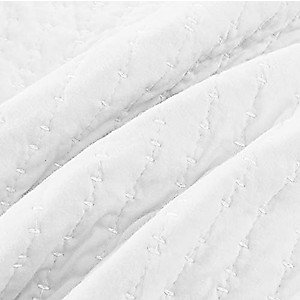 SHALALA NEW YORK Reversible Quilt Set - 2 Quilted Pillow Shams and a Soft Cotton Jersey Coverlet-Lightweight and Breathable - Machine Washable (Stripe White, King)